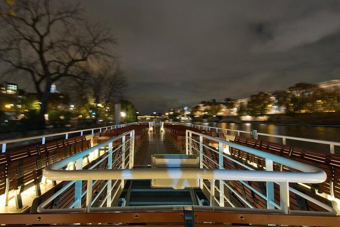 Valentine's Day Seine River Champagne Cruise - A Truly Romantic Way to See Paris