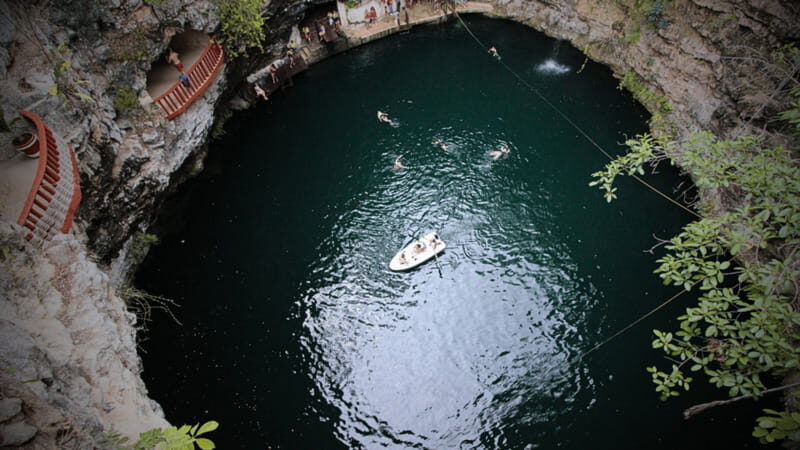 Valladolid: Chichén Itzá and 2 Cenotes Shared Day Trip - Timing and Pacing