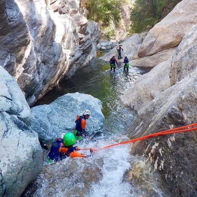 Valle D'Aosta: Canyoning TestYourself in the Chalamy torrent - The Experience of the Guides and Reviews