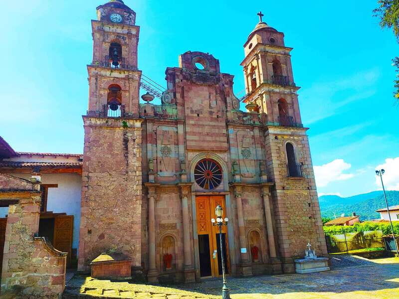Valle de Bravo: Half-Day Guided City Tour by Van - Authentic Reviews and Traveler Insights
