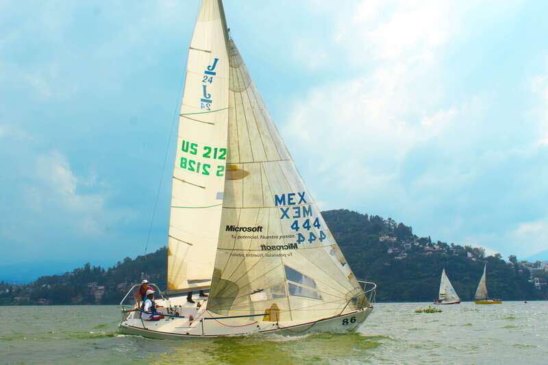 Valle de Bravo: Sailboat Tour Over the Lake. - Key Points