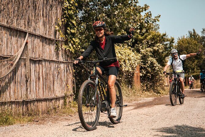 Valle del Lago eBike Tour with Food & Wine Tasting Experience - What’s Included and What to Expect