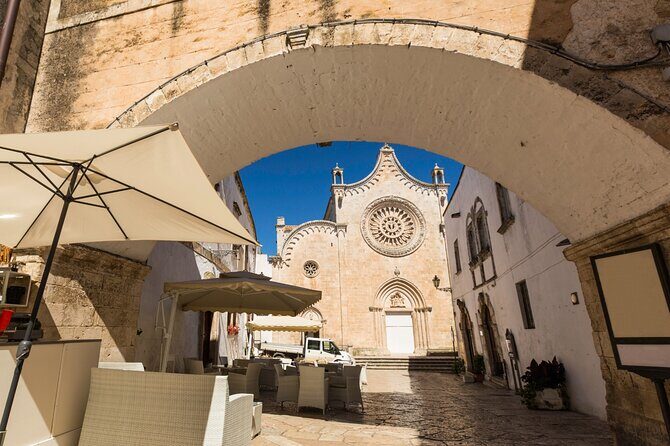 Valle d'Itria Tour: Polignano, Ostuni e Locorotondo, da Bari - Exploring the Valle d’Itria: An In-Depth Look