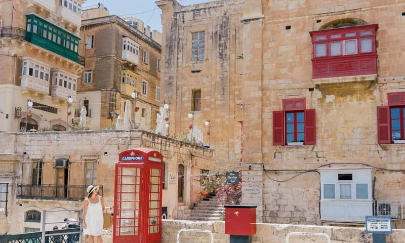 Valletta Full-Day Guided Tour in French w/ Lunch & Transport - A Multimedia Journey into Malta’s Past