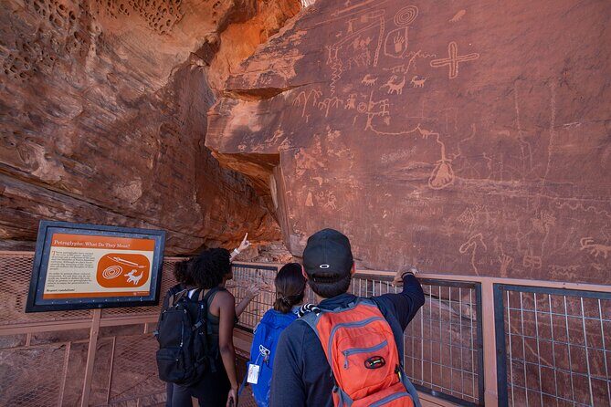Valley of Fire Guided Hiking Tour and Mojave Desert Adventure - FAQs