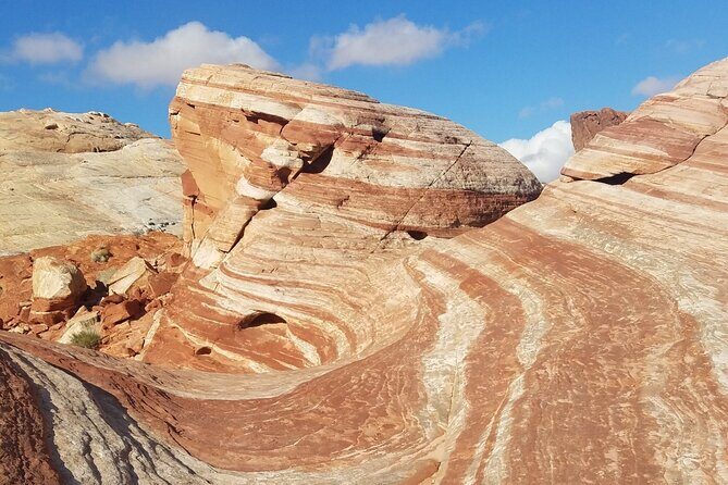Valley of Fire Guided Hiking Tour From Las Vegas - Who Should Consider This Tour?