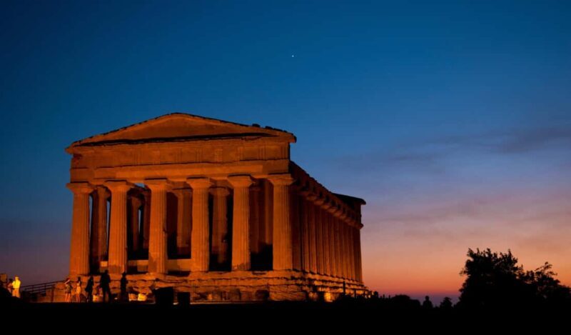 Valley of the Temples under the stars with ticket included - Discover the Valley of the Temples at Night: A Detailed Review