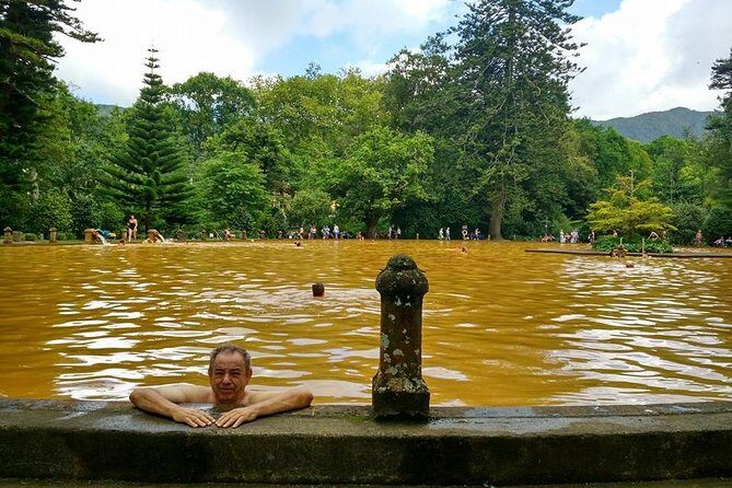 Van  Laketour  Furnas  Full Day/ with lunch (Shared) - Key Points
