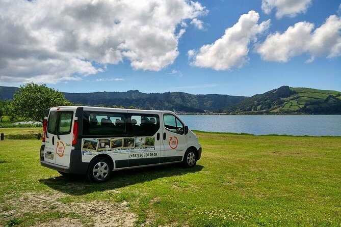Van  Laketour  Sete Cidades / Lagoa do Fogo  Full Day w/lunch (Shared) - Introduction