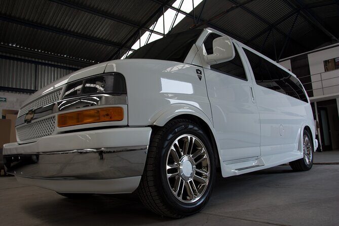 Van Private Ultra Luxury with Driver EN San Miguel DE Allende - FAQs