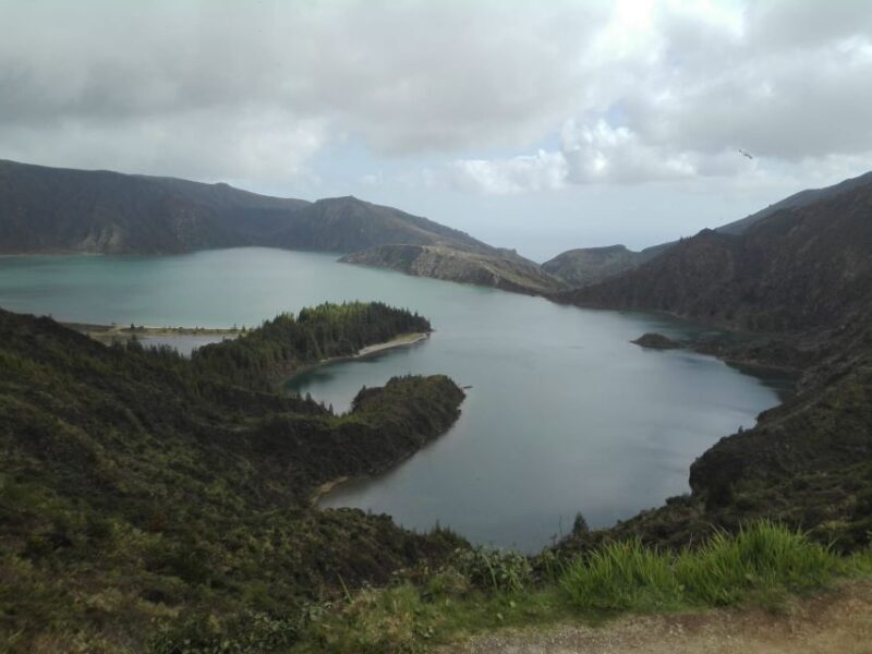 Van Tour - Lagoa do Fogo ( Half day) - Key Points