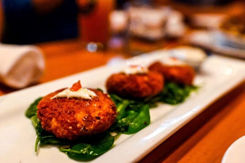 Vancouver: 6 Tastings Food Tour with Sushi, Poutine & More - FAQ