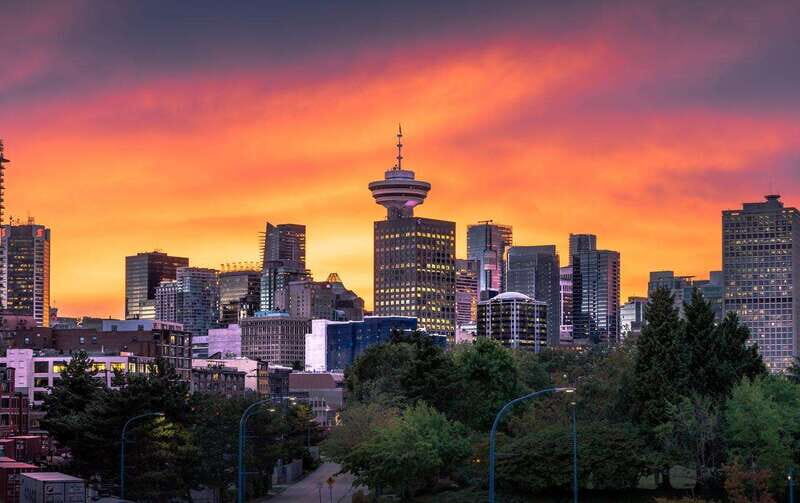 Vancouver: Attractions by Twilight Guided Tour with Dinner - Final Thoughts: Who Will Love This Tour?