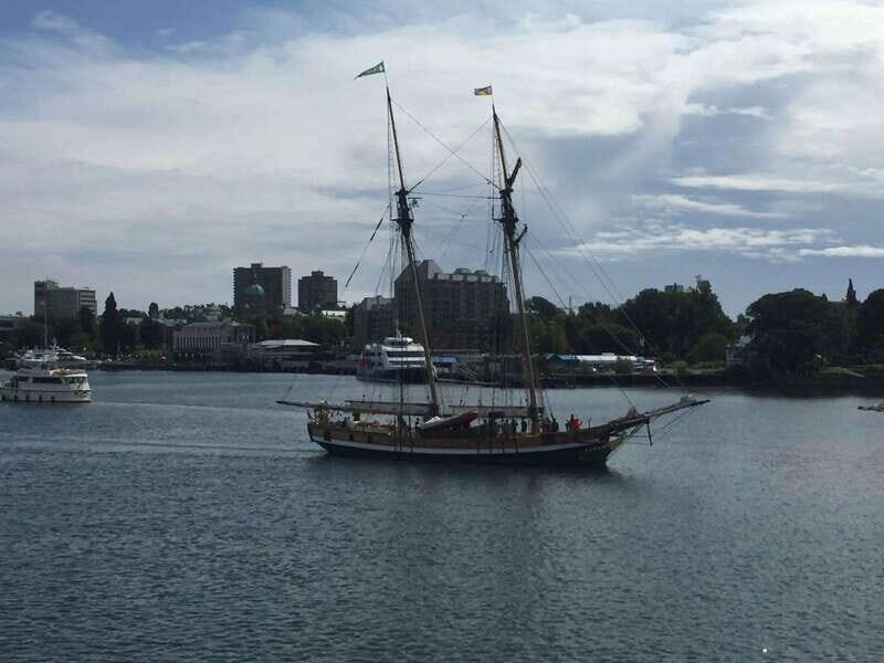 Vancouver: Butchart Gardens and Victoria City Tour - Key Points