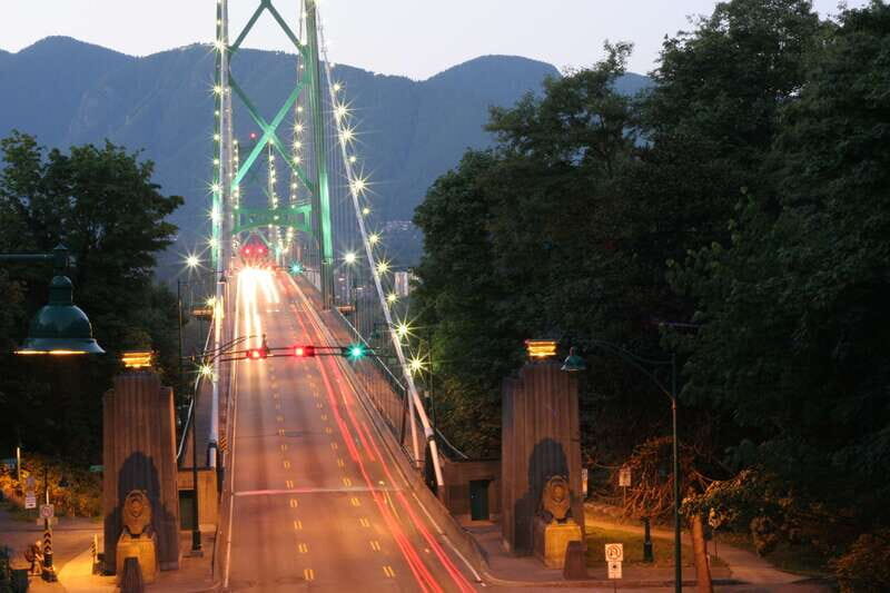 Vancouver City and Capilano Park Private Tour - Key Points