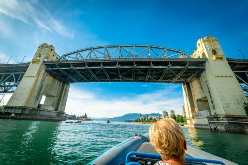 Vancouver: City and Seals Boat Tour - Key Points