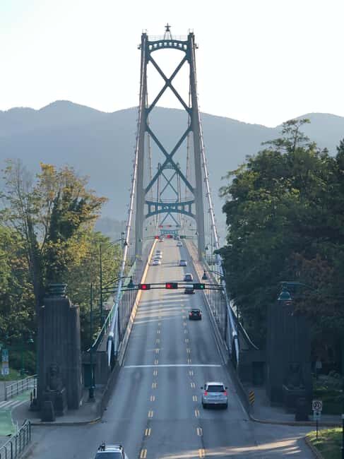Vancouver: City Tour with Capilano Bridge and Stanley Park - An In-Depth Look at the Tour Experience