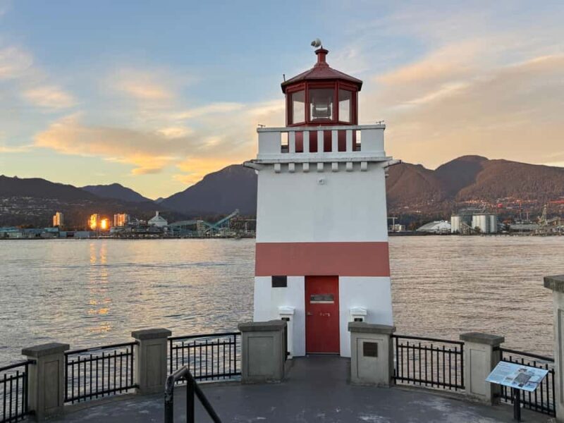 Vancouver: City Tour with Food Tasting and Pickup - An Inside Look at Vancouver’s Highlight Tour