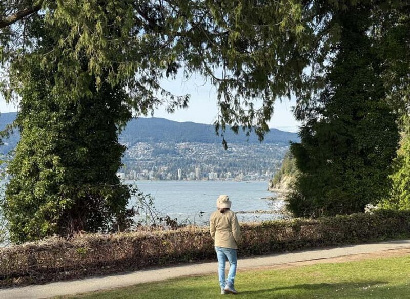 Vancouver City Tour+VipCar+Stanley Park+ChinaTown/SmallGroup - An Inside Look at the Vancouver City Tour Experience