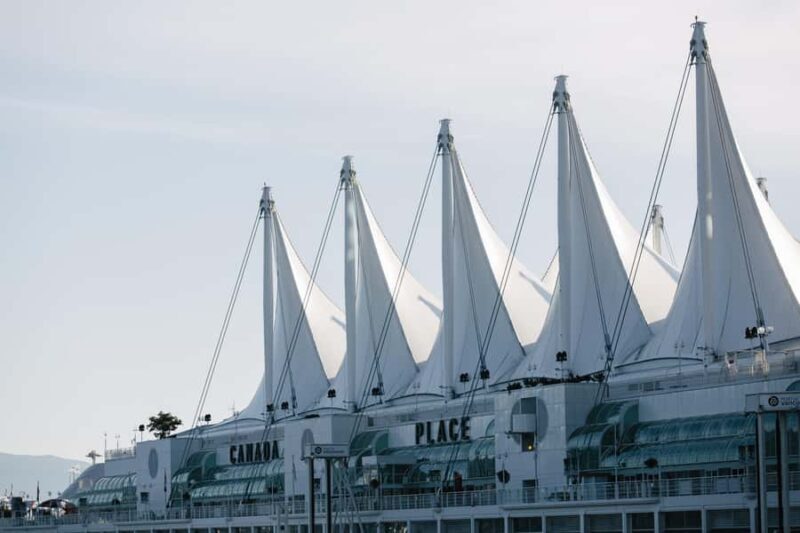 Vancouver Day Tour: Stanley Park, Capilano Suspension Bridge - Return and Reflection