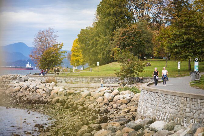 Vancouver Evening Tour: Stanley Park & English Bay Photostops - FAQs