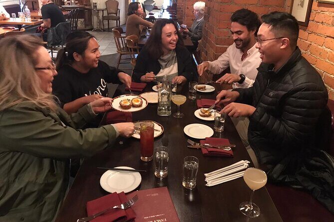Vancouver Food Tour with 6 Tastings of Sushi, Poutine, Chocolate - FAQ