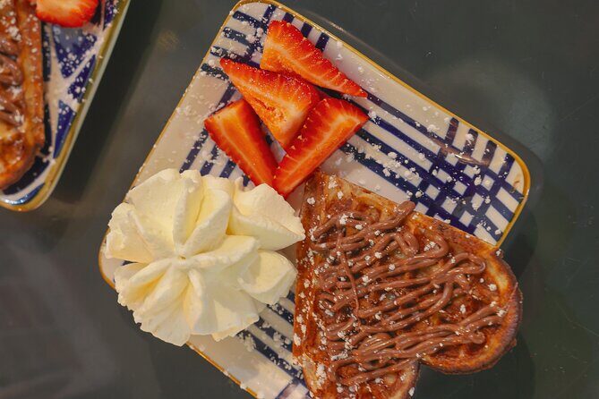 Vancouver Gastown Breakfast Tour with Mimosa and Local Eats - The Value of the Tour Price: $77.06