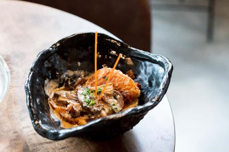 Vancouver: Gastown Morning Bites: A Brunch Lover's Tour - The Final Stop: Waffleland Café