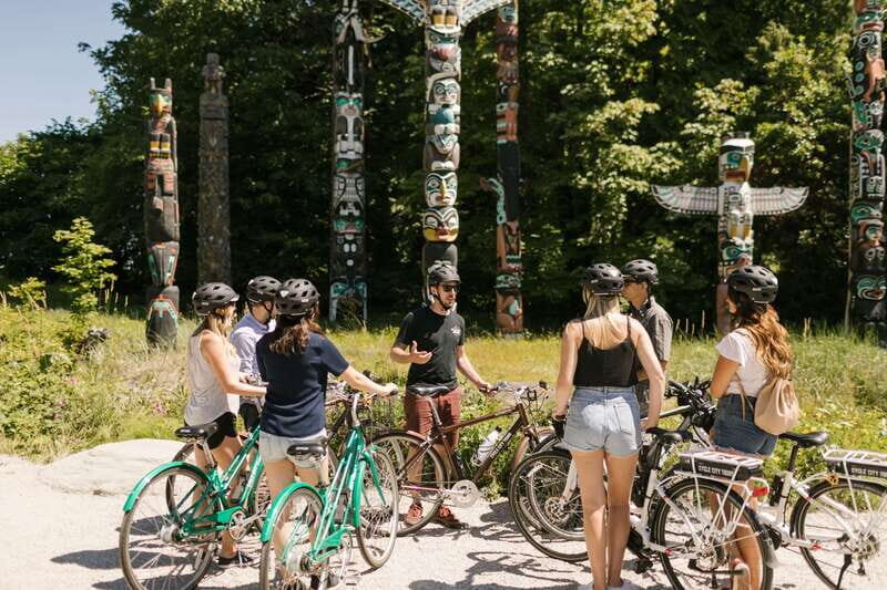 Vancouver: Guided Bike Tour - Granville Island and its Food Scene