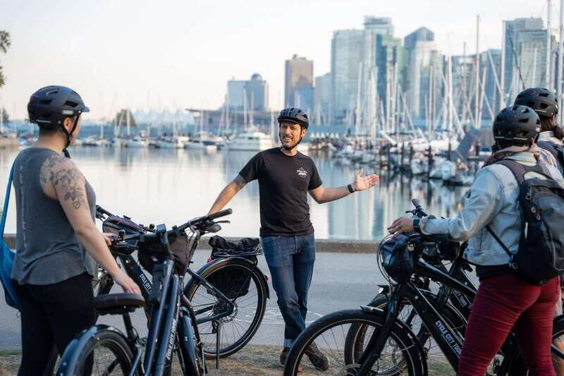 Vancouver: Guided Bike Tour - Final Stretch and Waterfront Views