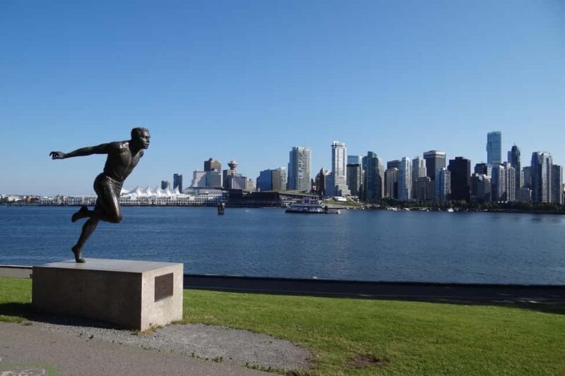 Vancouver Lookout Private Tour with Skip-the-line Tickets - The Sum Up