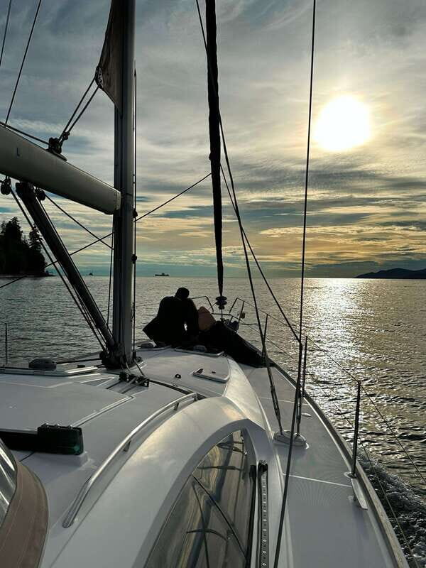 Vancouver: Mosquito Creek and English Bay Sailboat Cruise - The Bottom Line: Who Will Love This Tour?