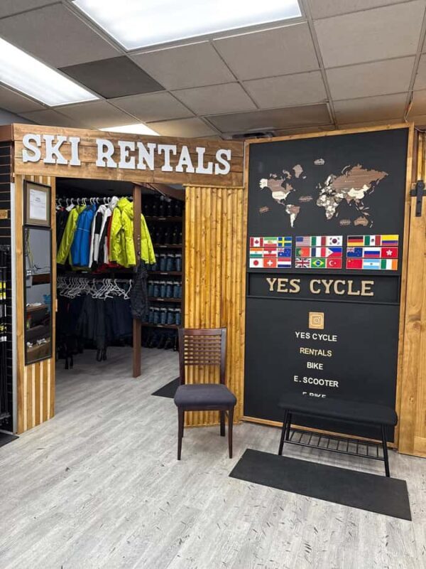 Vancouver: Snowshoe Rental - An Honest Look at the Snowshoe Rental Experience in Vancouver