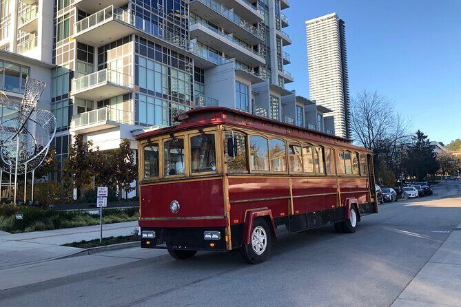 Vancouver Sunset and City Lights Trolley Tour - Detailed Breakdown of the Itinerary