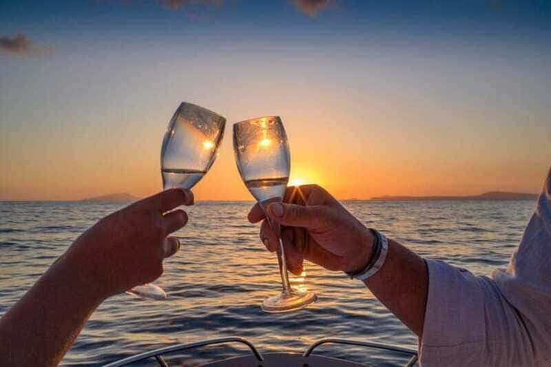 Vancouver: Sunset Boat Cruise with Complementary Bubbly - Authentic Experiences and Real Feedback