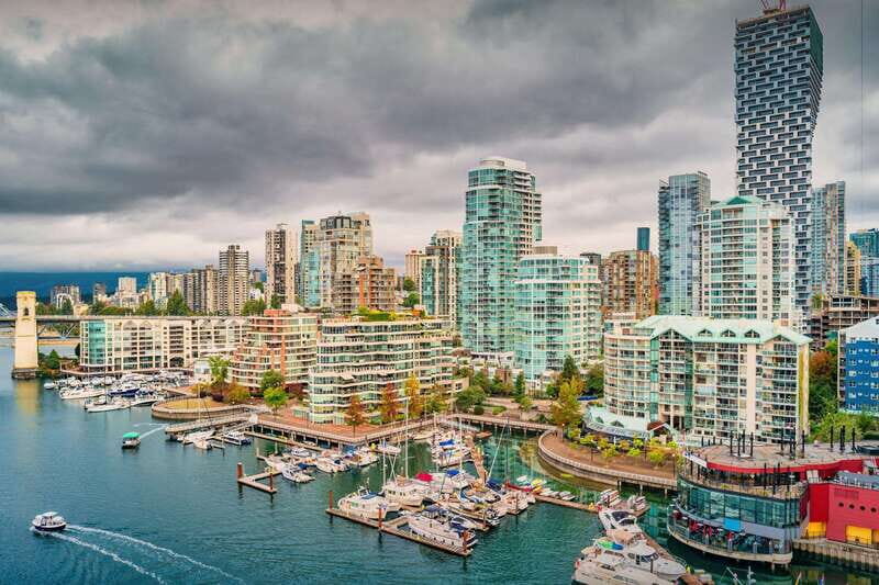 Vancouvers Seaside Romance: A Coastal City Walk - Key Points