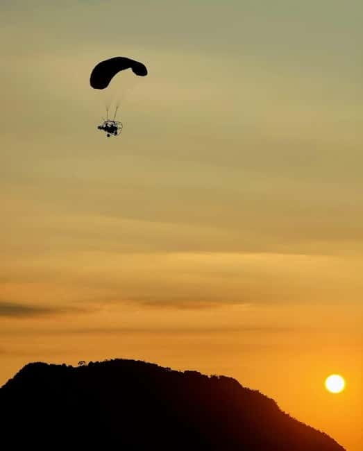 Vang Vieng Day Tour - Longtail boat, Paragliding - Vang Vieng Day Tour - Longtail Boat, Paragliding