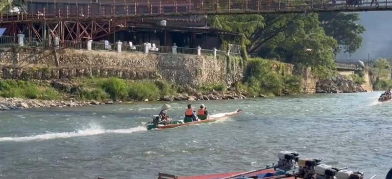 Vang vieng: Longtail boat&Paragliding & hotel pick-up - Key Points