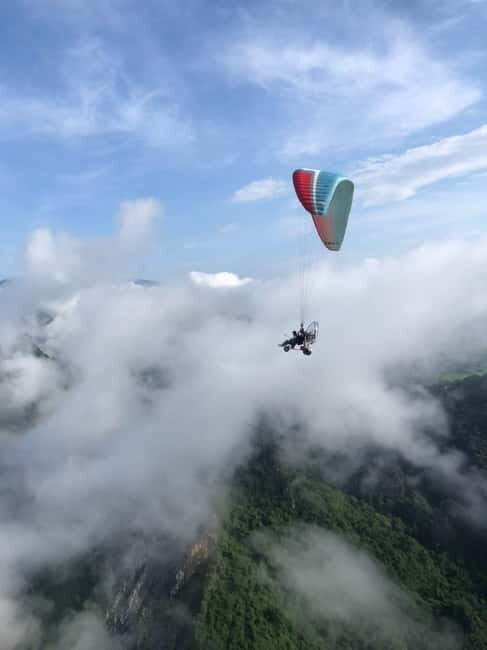 Vang Vieng: Paragliding Experience with Hotel Pickup - Introduction to this Paragliding Tour