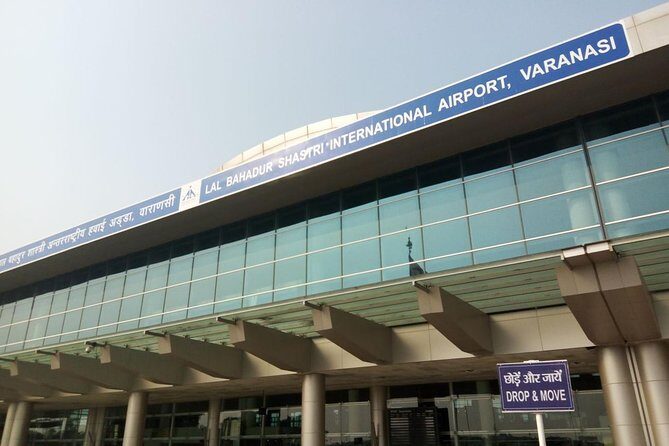 Varanasi Airport to hotel private transfer - Key Points