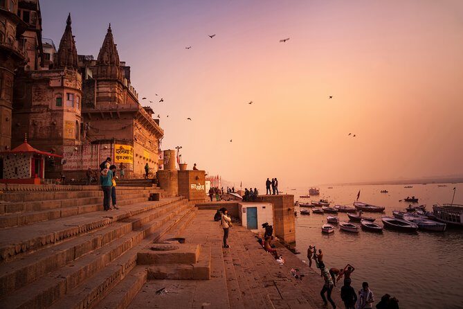 Varanasi Boat Ride and Ancient Temples Day Tour with Breakfast - A Detailed Look at What to Expect