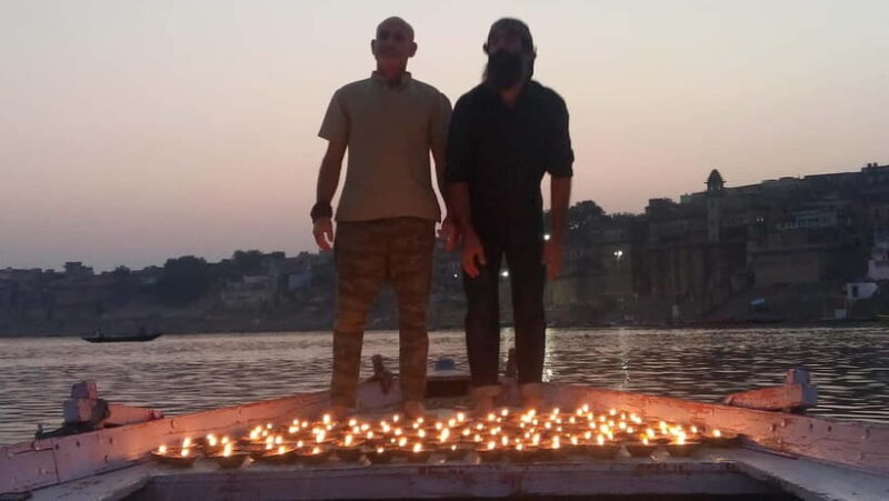 Varanasi Boat & Tour - Key Points: