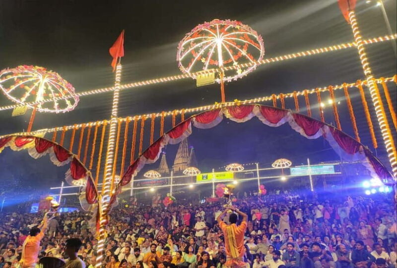 Varanasi: Heritage Ghat Walk with Students of BHU - A Deep Dive into the Heritage Ghat Walk