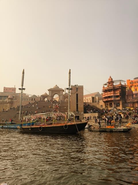 Varanasi: Manikarnika Ghat (Oldest Cremation Site) Tour - Key Points