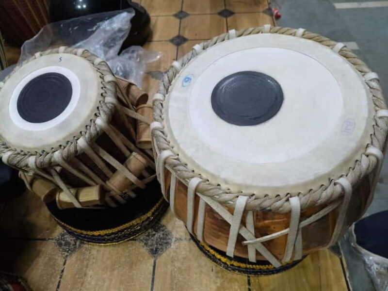 Varanasi: Music Lessons for Sitar, Tabla and Harmonium - Key Points