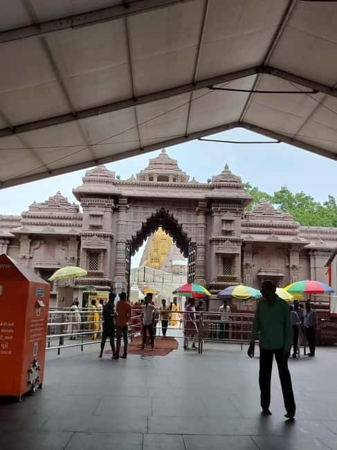 Varanasi: Private city sightseeing & Ganges Cruise(with car) - Who Should Consider This Tour?