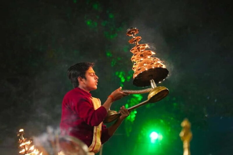 Varanasi: Spiritual Walk, Boat Ride, and Puja Ceremony - Who Is This Tour Best For?