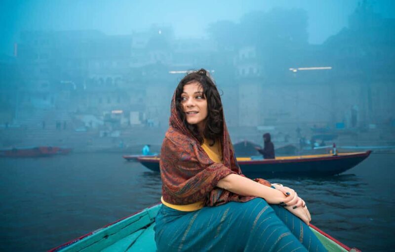 Varanasi Sunset Tour with Ganga Aarti & Free Boat Ride - The Guides and Cultural Insight