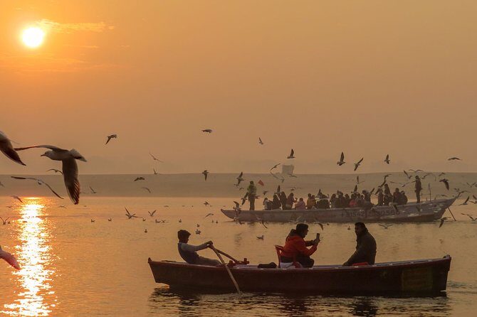 Varanasi tour in 2 days without accommodation - FAQs