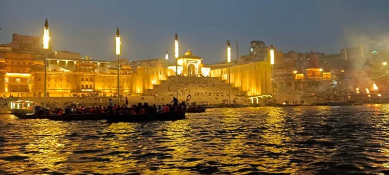 Varanasi Tour Package 2 days and 1 Nights - Key Points